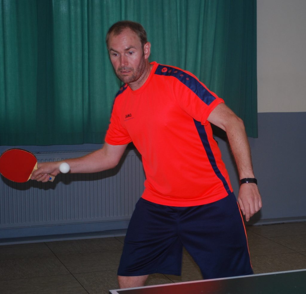 Zwei vollbesetzte Gruppen in den 1. Tischtennis-Kreisklassen (24 Teams ...